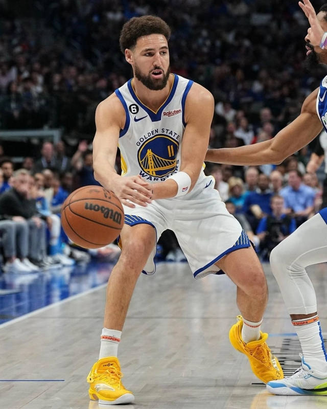 一周 NBA 上脚合集！离开卡戴珊，布克变乔丹！ #72523