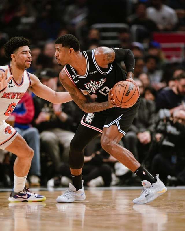 NBA 上脚合集！「奇葩混搭」LBJ20 惊现赛场！ #74460