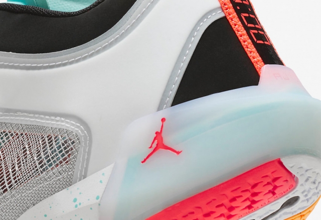 AJ37 Low「郭艾伦」首次曝光！网友：出必入！ FLIGHTCLUB中文站 |SNEAKER潮流文化|SNEAKERHEAD集中地|专业SNEAKER社区