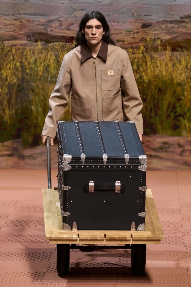 LV 2024 秋冬男装大秀！除了「那双鞋」还有... #80498