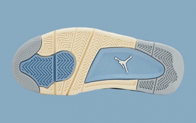 颜值没的说！「恐惧配色」AJ4 RM 实物泄露！ FLIGHTCLUB中文站 |SNEAKER潮流文化|SNEAKERHEAD集中地|专业SNEAKER社区