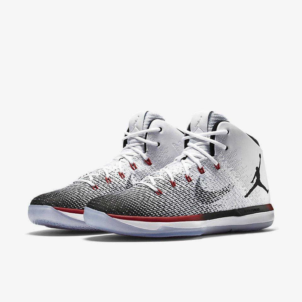 黑猫 & 黑脚趾！Air Jordan XXXI 两款新配色释出 AJ31 球鞋资讯 FLIGHTCLUB中文站|SNEAKER球鞋资讯第一站