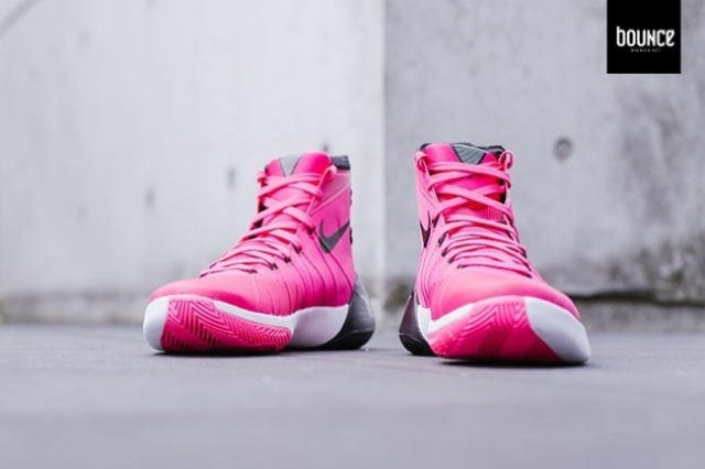 Nike Hyperdunk 2015 “Think Pink” 乳腺癌配色美图欣赏 #26053