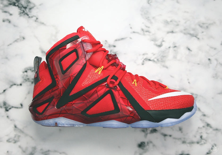 LeBron 12 Elite 首发大学红配色美图欣赏 724559-618LBJ12 球鞋资讯 FLIGHTCLUB中文站|SNEAKER ...