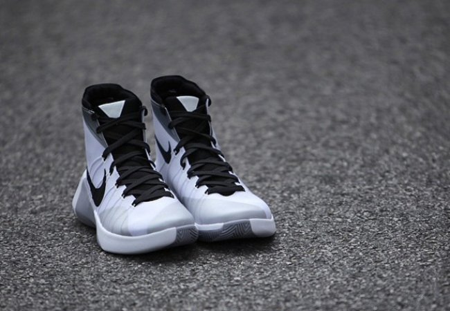 Nike Hyperdunk 2015 白灰黑配色亮相 HD2015 球鞋资讯 FLIGHTCLUB中文站|SNEAKER球鞋资讯第一站