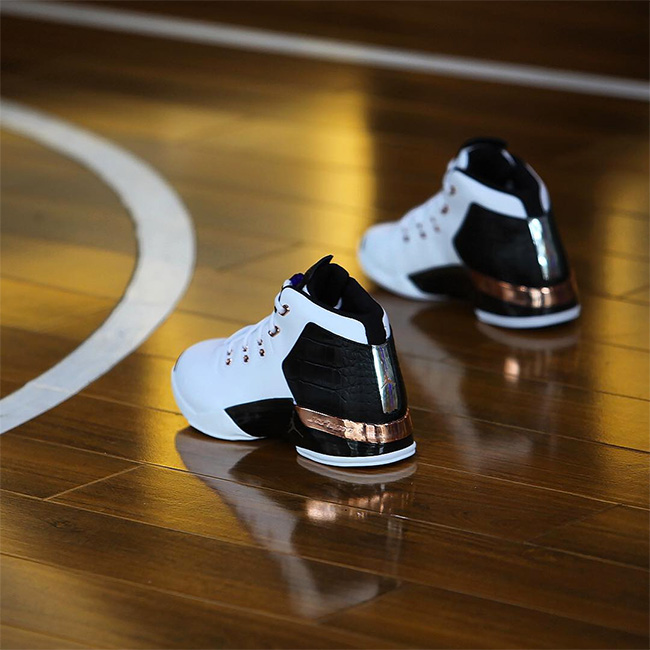 明天线下店铺发售 Air Jordan 17+ “Copper” 832816-122AJ17 球鞋资讯 FLIGHTCLUB中文站 ...