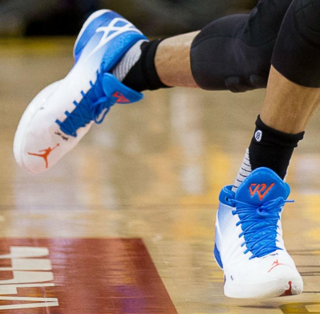 并未带来好运，威少上脚全新白蓝橙 Air Jordan XXX PE AJ30 球鞋资讯 FLIGHTCLUB中文站|SNEAKER球鞋资讯第一站