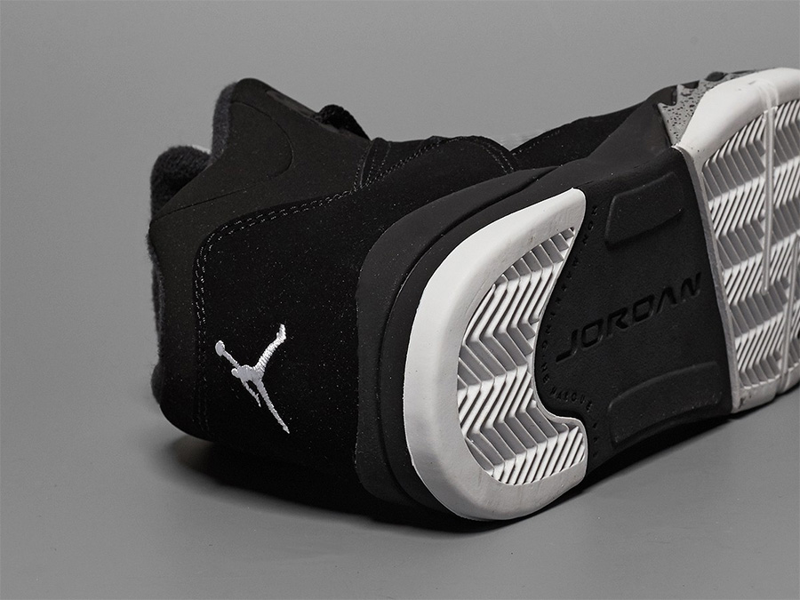 Air Jordan 5 “Metallic Black” 将带来全家族尺码 845035-003AJ5黑银 球鞋资讯 FLIGHTCLUB ...