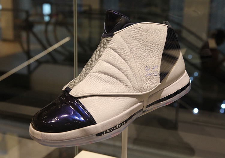 实物抢先看！Air Jordan 16 “Midnight Navy” 下月回归 球鞋资讯 FLIGHTCLUB中文站|SNEAKER球鞋资讯第一站