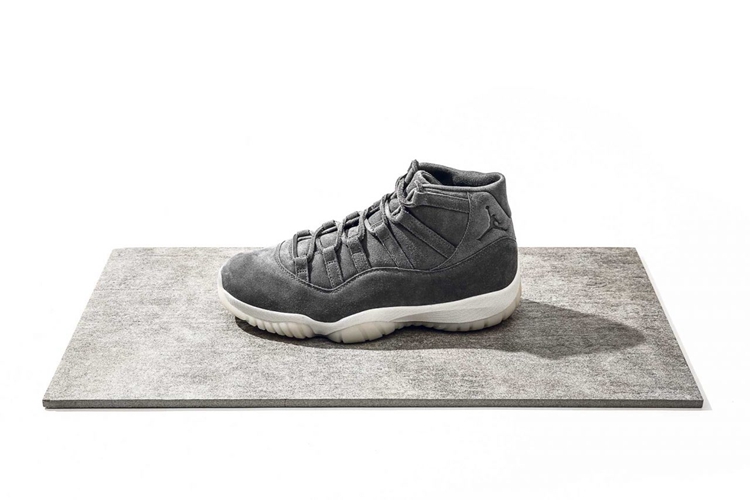 实物开箱！灰麂皮 Air Jordan 11 Pinnacle 美图近览 球鞋资讯 FLIGHTCLUB中文站|SNEAKER球鞋资讯第一站