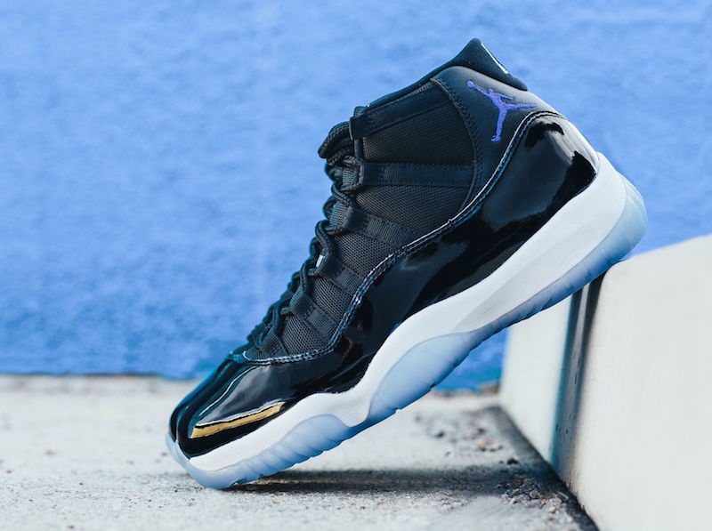蓄势待发！Air Jordan 11 “Space Jam” 即将发售 球鞋资讯 FLIGHTCLUB中文站|SNEAKER球鞋资讯第一站