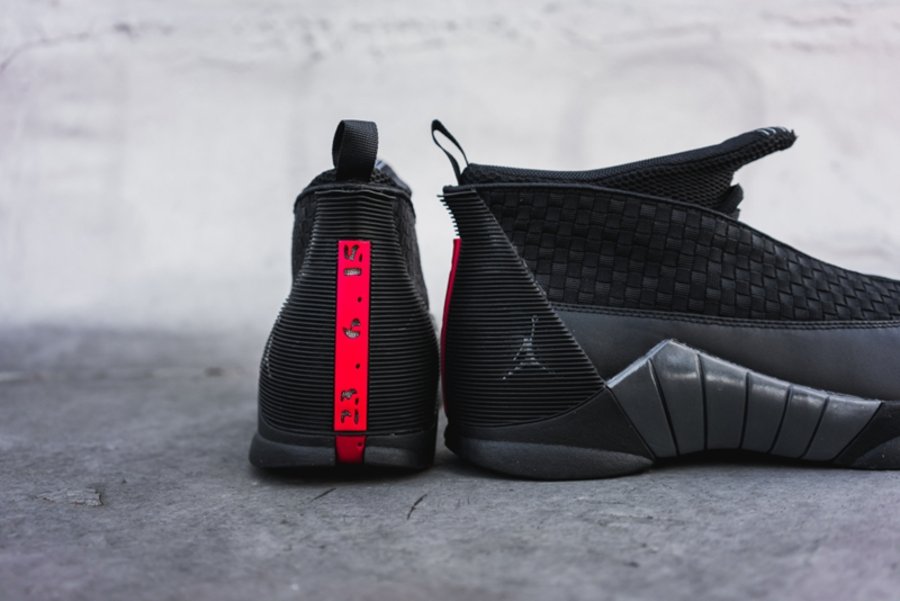 发售提醒！Air Jordan 15 “Stealth” 明早上架 球鞋资讯 FLIGHTCLUB中文站|SNEAKER球鞋资讯第一站