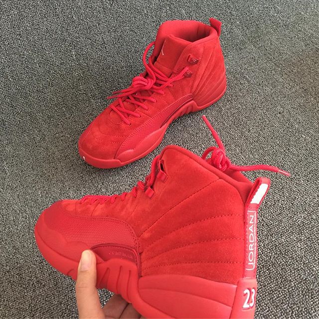 鸳鸯的最佳选择！Air Jordan 12 “Red Suede” 实物图欣赏 球鞋资讯 FLIGHTCLUB中文站|SNEAKER球鞋资讯第一站