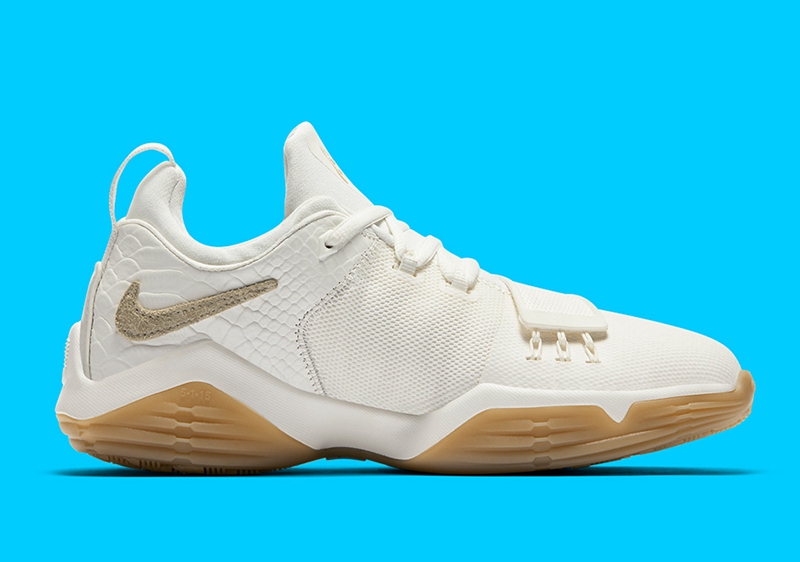 质感独特！这双鳄鱼皮纹理的 Nike PG 1 “Ivory” 下周即将发售 球鞋资讯 FLIGHTCLUB中文站|SNEAKER球鞋资讯第一站