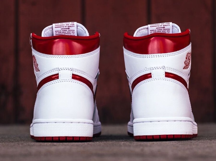 首次复刻！元年白红 AJ1 OG “Metallic Red” 下周发售 球鞋资讯 FLIGHTCLUB中文站|SNEAKER球鞋资讯第一站