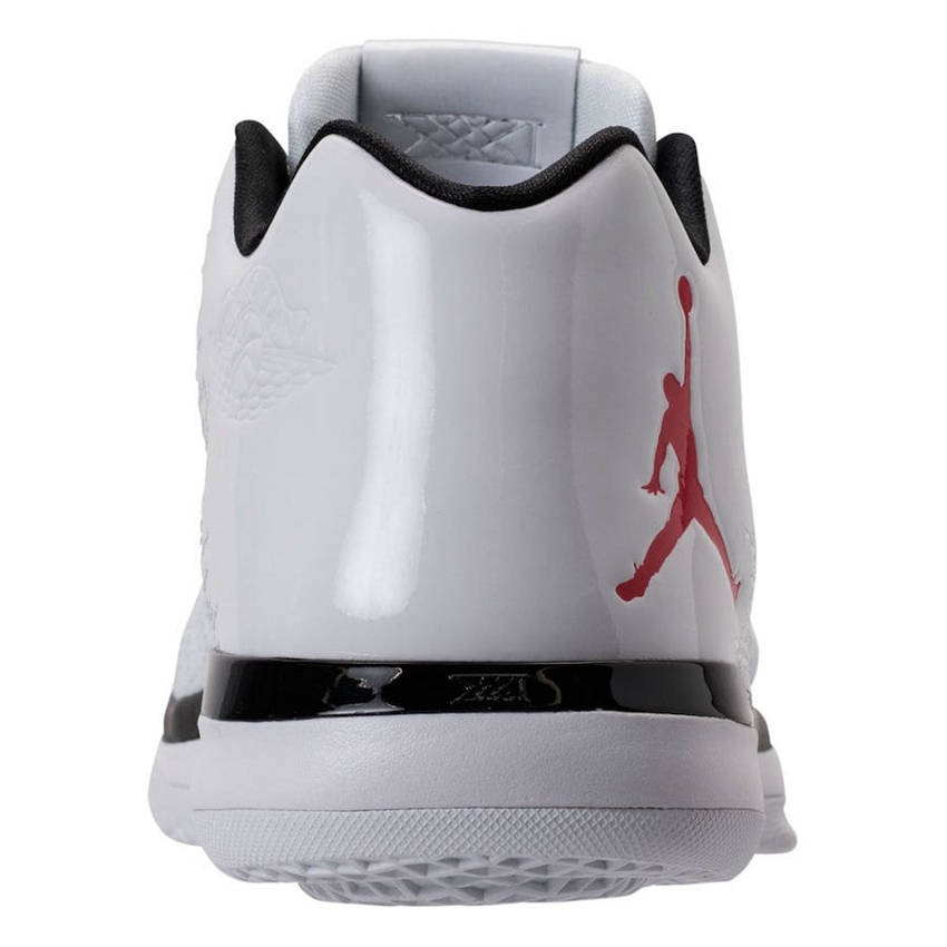 打球、出街两不误！这双公牛配色的 AJ31 Low 即将于月底登场 球鞋资讯 FLIGHTCLUB中文站|SNEAKER球鞋资讯第一站