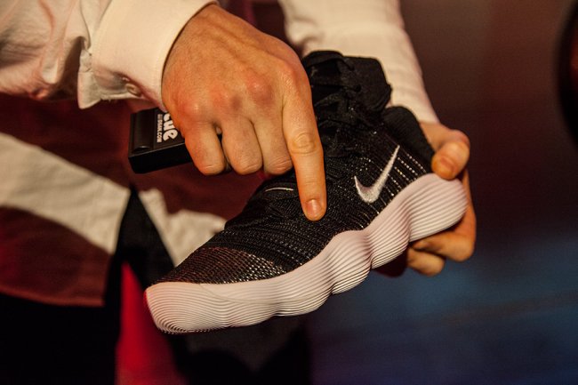 或将改变整个球鞋市场！Nike React 最新缓震科技正式发布！ 球鞋资讯 FLIGHTCLUB中文站|SNEAKER球鞋资讯第一站