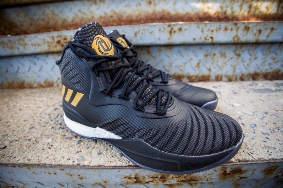 作为 adidas 迭代次数最多的签名鞋，D Rose 8 有哪些特别之处？ 球鞋资讯 FLIGHTCLUB中文站|SNEAKER球鞋资讯第一站