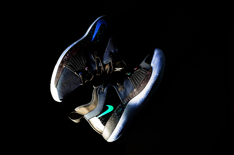 不市售的 PG2 x Playstation 豪华套装！小编带来第一手开箱！ 球鞋资讯 FLIGHTCLUB中文站|SNEAKER球鞋资讯第一站