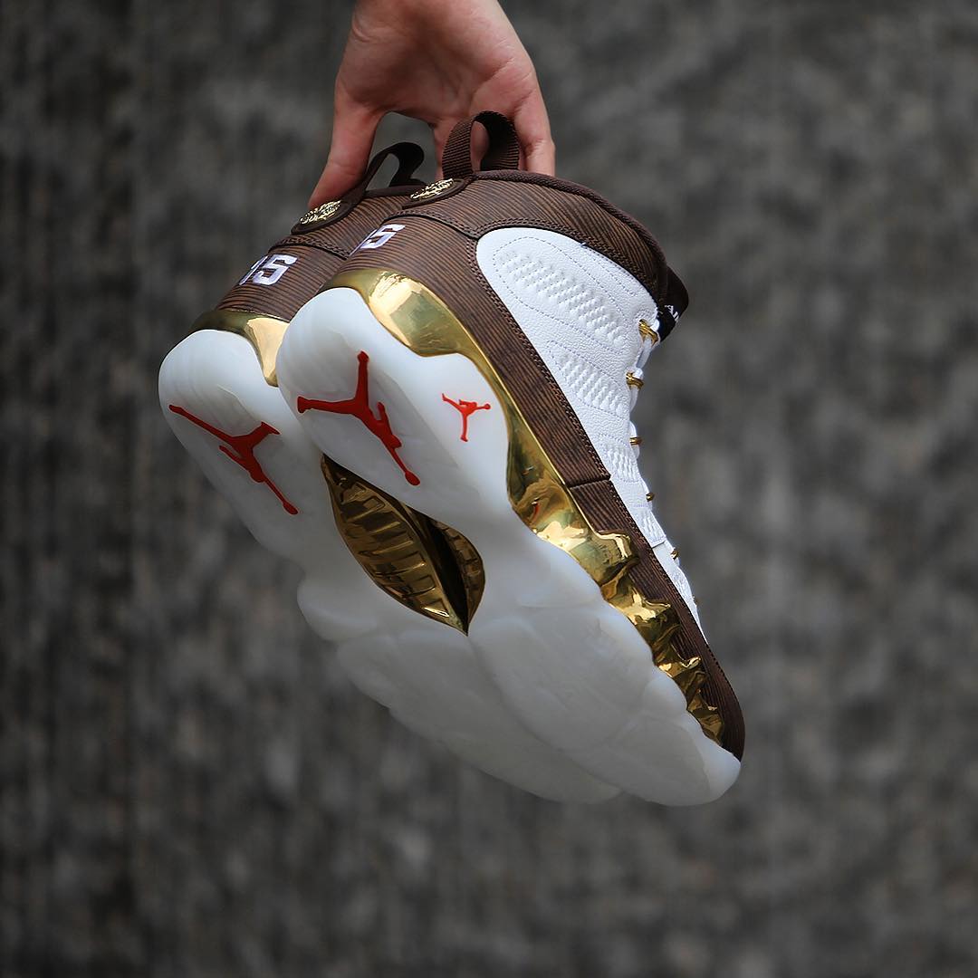 致敬安东尼巅峰时刻！精品 AJ9 “Mop Melo” 实物欣赏 球鞋资讯 FLIGHTCLUB中文站|SNEAKER球鞋资讯第一站