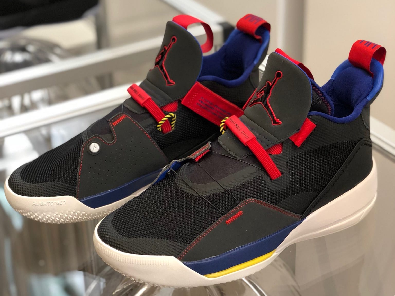 Air Jordan 33 今日震撼登场！即将发售的 5 双配色谍照释出 球鞋资讯 FLIGHTCLUB中文站|SNEAKER球鞋资讯第一站