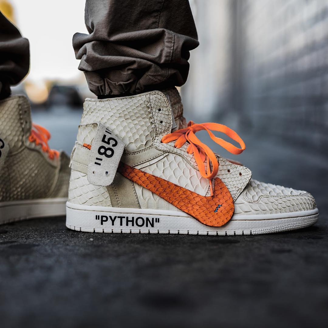 不给糖糖就捣蛋！OFF-WHITE x Air Jordan 1 “万圣节” 实物美图 球鞋资讯 FLIGHTCLUB中文站|SNEAKER ...