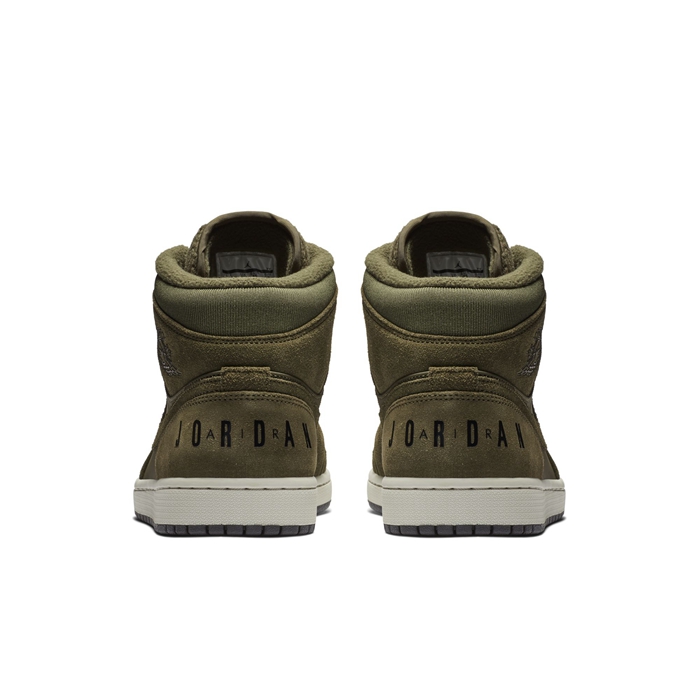 注入经典 JORDAN 字体！这 4 双刚刚曝光的 AJ1，谁是你的菜？ 球鞋资讯 FLIGHTCLUB中文站|SNEAKER球鞋资讯第一站