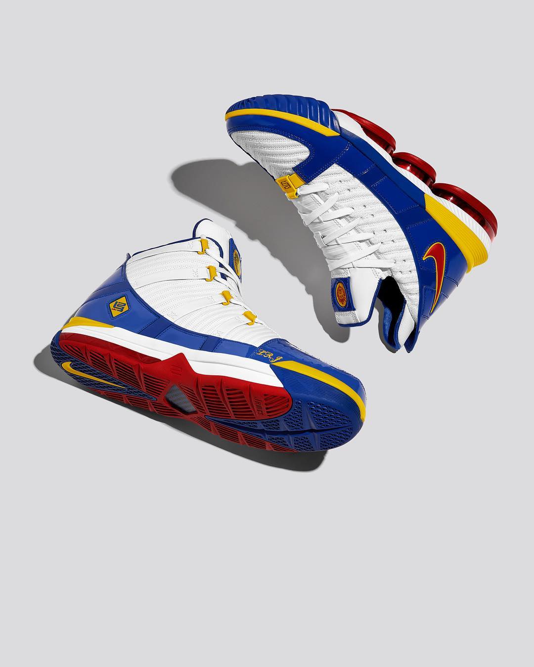 稀有超人配色！今年首款 LeBron 16 Watch 别注配色曝光！ - FLIGHTCLUB中文站|SNEAKER球鞋资讯第一站