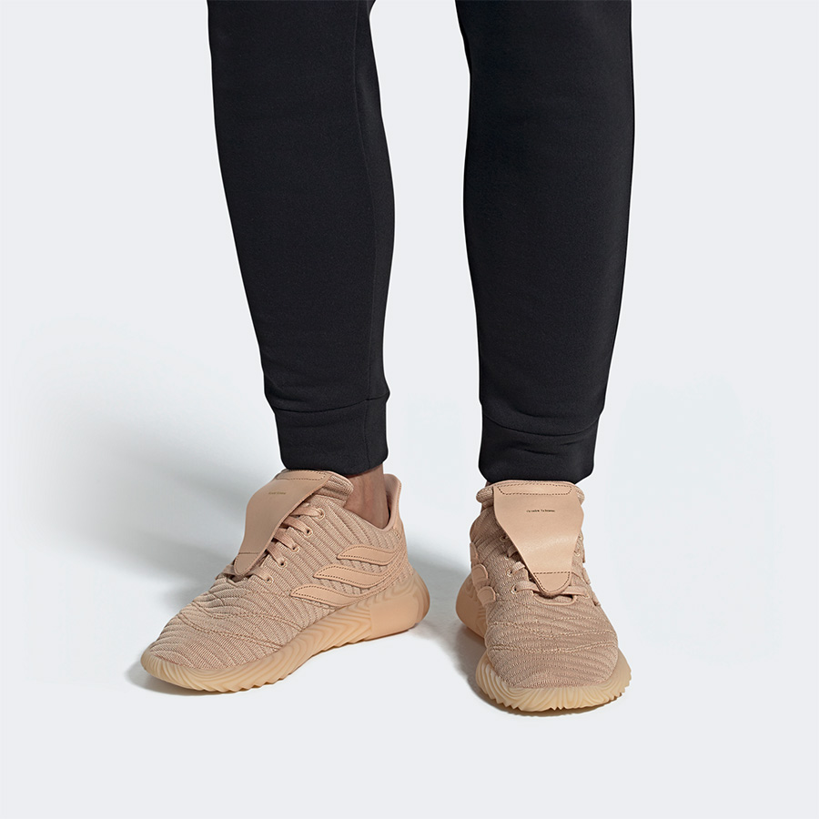 Hender Scheme x adidas 新联名刚刚发售！这次终于买得起了… 球鞋资讯 FLIGHTCLUB中文站|SNEAKER球鞋资讯第一站