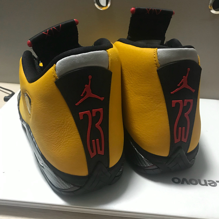 下周六发售！法拉利 Air Jordan 14 最新实物图来了！ 球鞋资讯 FLIGHTCLUB中文站|SNEAKER球鞋资讯第一站