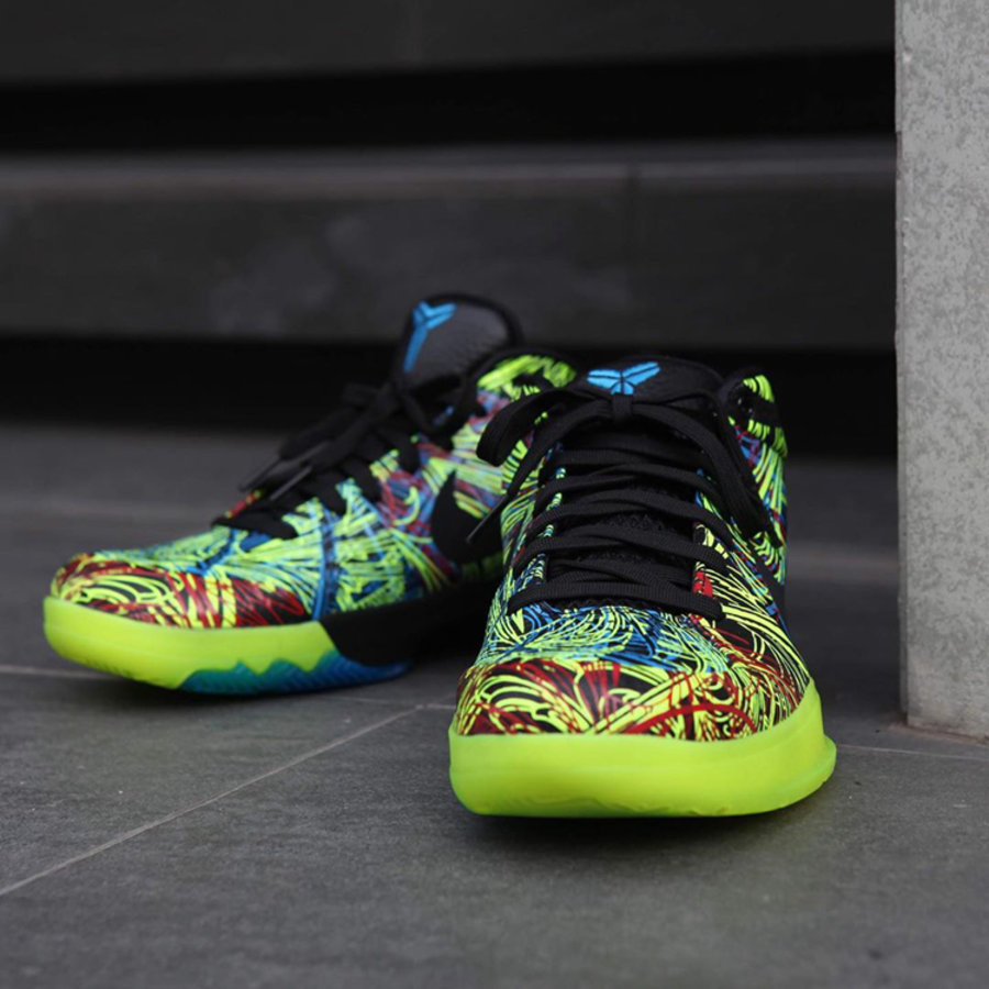 全新实物图释出！ Kobe 4 “Wizenard” 海外先行发售！ 球鞋资讯 FLIGHTCLUB中文站|SNEAKER球鞋资讯第一站