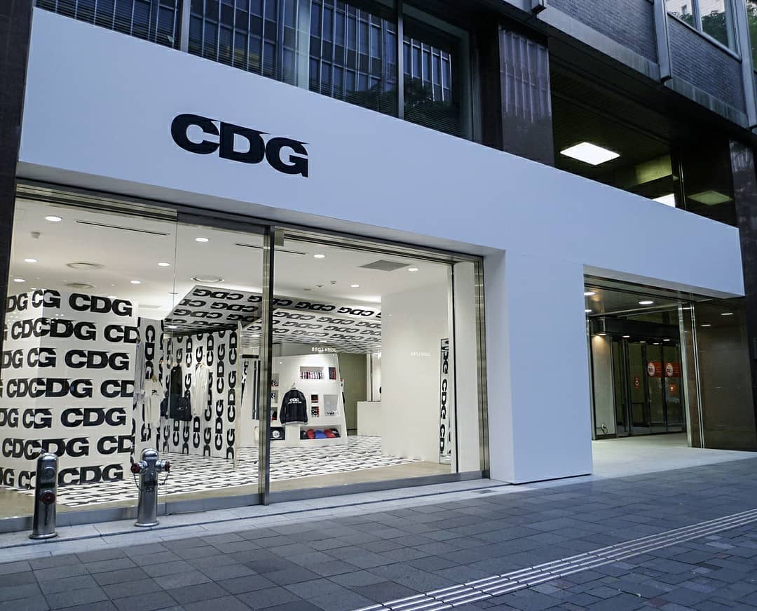 高辨识度设计，浓郁时装精致感！全新 CDG x Vans 联名下月发售！ 球鞋资讯 FLIGHTCLUB中文站|SNEAKER球鞋资讯第一站