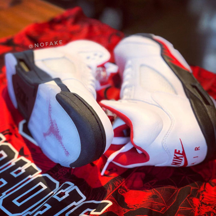 流川枫 Air Jordan 5 最新实物细节！预计明年 3 月发售！ 球鞋资讯 FLIGHTCLUB中文站|SNEAKER球鞋资讯第一站