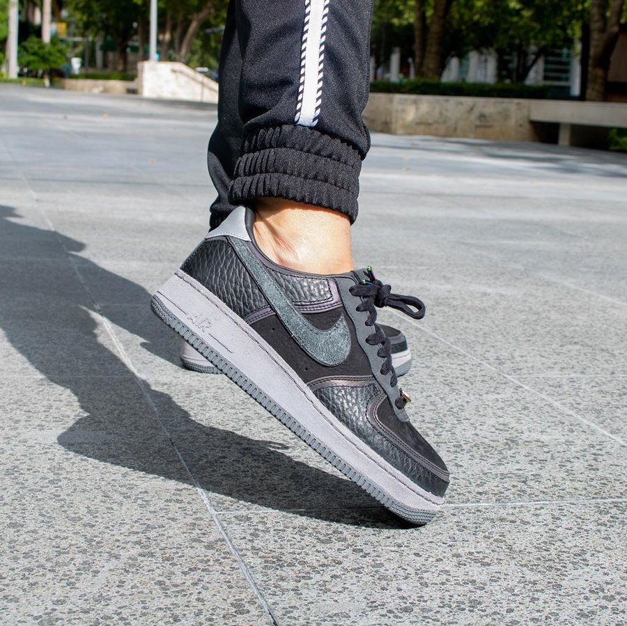 限量 5269 双，还带编码标签！A Ma Maniere x AF1 上脚来了！ 球鞋资讯 FLIGHTCLUB中文站|SNEAKER球鞋资讯第一站