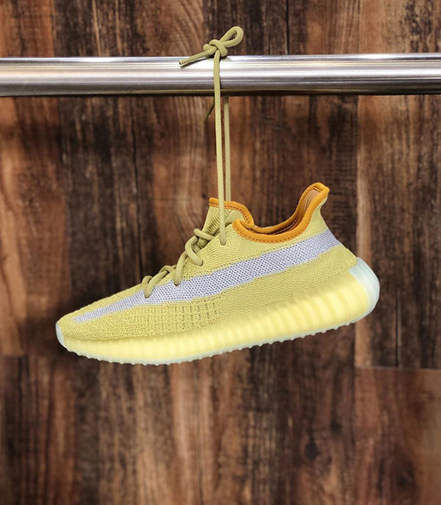 硬刚「Nike 联名天团」！今年 22 双 Yeezy 新品！选择比你想象的多！ 球鞋资讯 FLIGHTCLUB中文站|SNEAKER球鞋资讯第一站