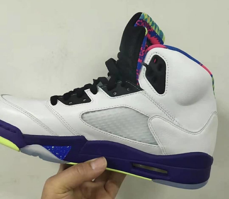 新版「新鲜王子」Air Jordan 5 最新实物曝光！8 月发售！ 球鞋资讯 FLIGHTCLUB中文站|SNEAKER球鞋资讯第一站