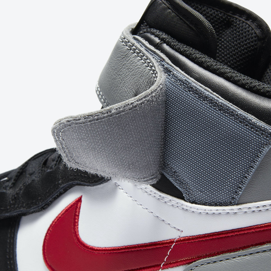 单手穿脱设计！最新配色 Air Jordan 1 FlyEase 官图释出！ 球鞋资讯 FLIGHTCLUB中文站|SNEAKER球鞋资讯第一站