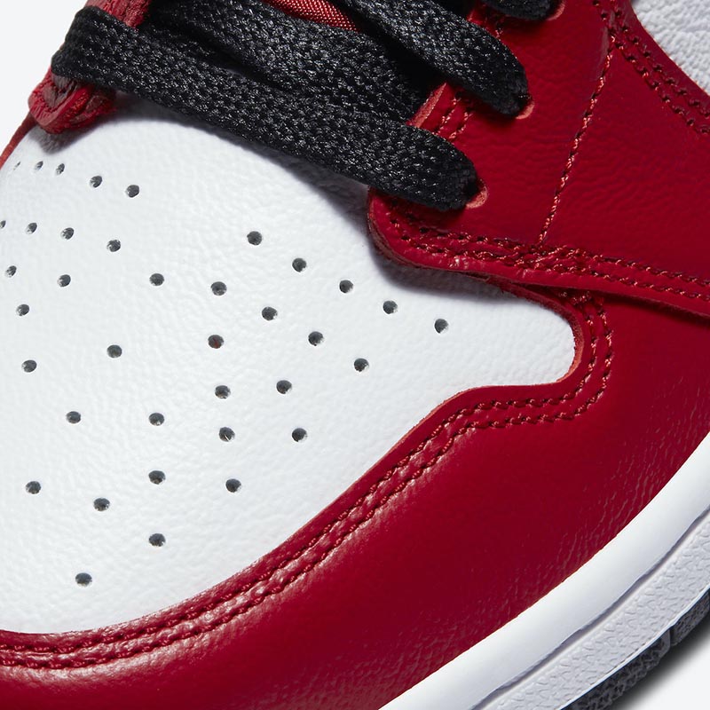 丝绸蛇纹 AJ1 发售提前！这鞋身也太像芝加哥了！ 球鞋资讯 FLIGHTCLUB中文站|SNEAKER球鞋资讯第一站