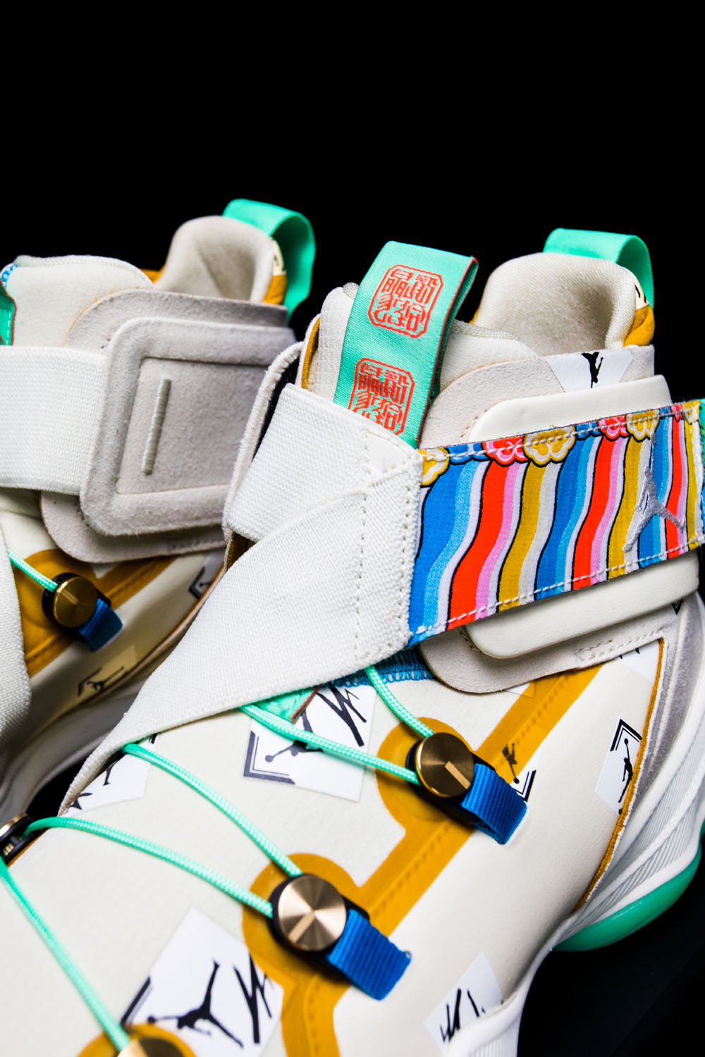 开箱限量四双的 Jordan 新鞋！只送不卖！ 球鞋资讯 FLIGHTCLUB中文站|SNEAKER球鞋资讯第一站