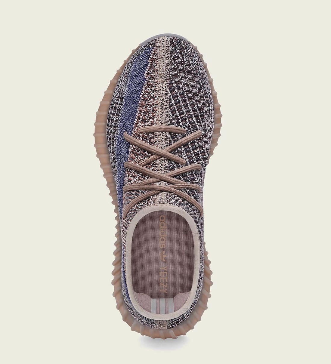 这种质感还是第一次！Yeezy 350 V2 下月新品亮相！ H02795 球鞋资讯 FLIGHTCLUB中文站|SNEAKER球鞋资讯第一站