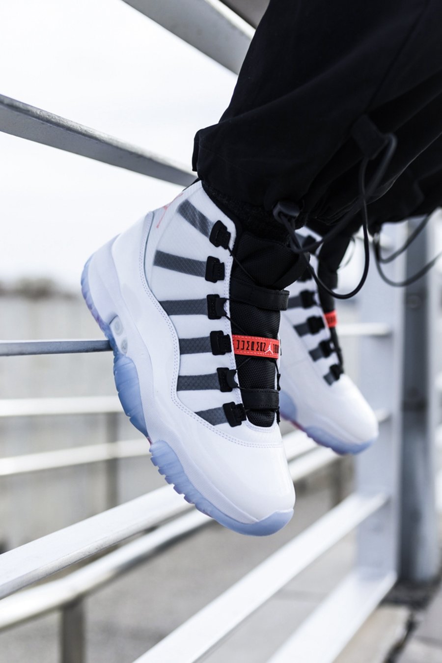 预售小 ￥4000！万众期待的 AJ11 Adapt 明日登场！ 球鞋资讯 FLIGHTCLUB中文站|SNEAKER球鞋资讯第一站