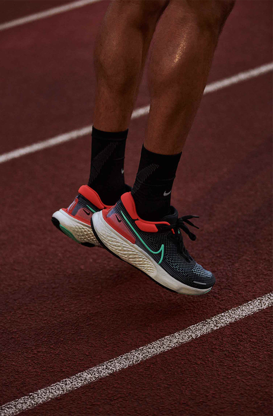 今早 Nike 发布两双新跑鞋！ZoomX 家族再添新成员！ 球鞋资讯 FLIGHTCLUB中文站|SNEAKER球鞋资讯第一站