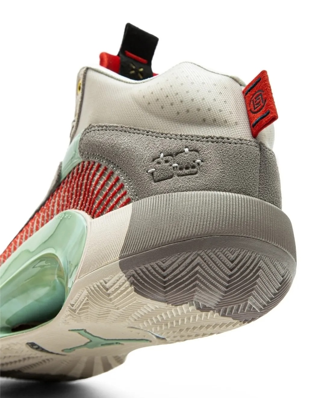 明天登记开启！冠希兵马俑 AJ14 Low、AJ35 发售渠道曝光！ 球鞋资讯 FLIGHTCLUB中文站|SNEAKER球鞋资讯第一站