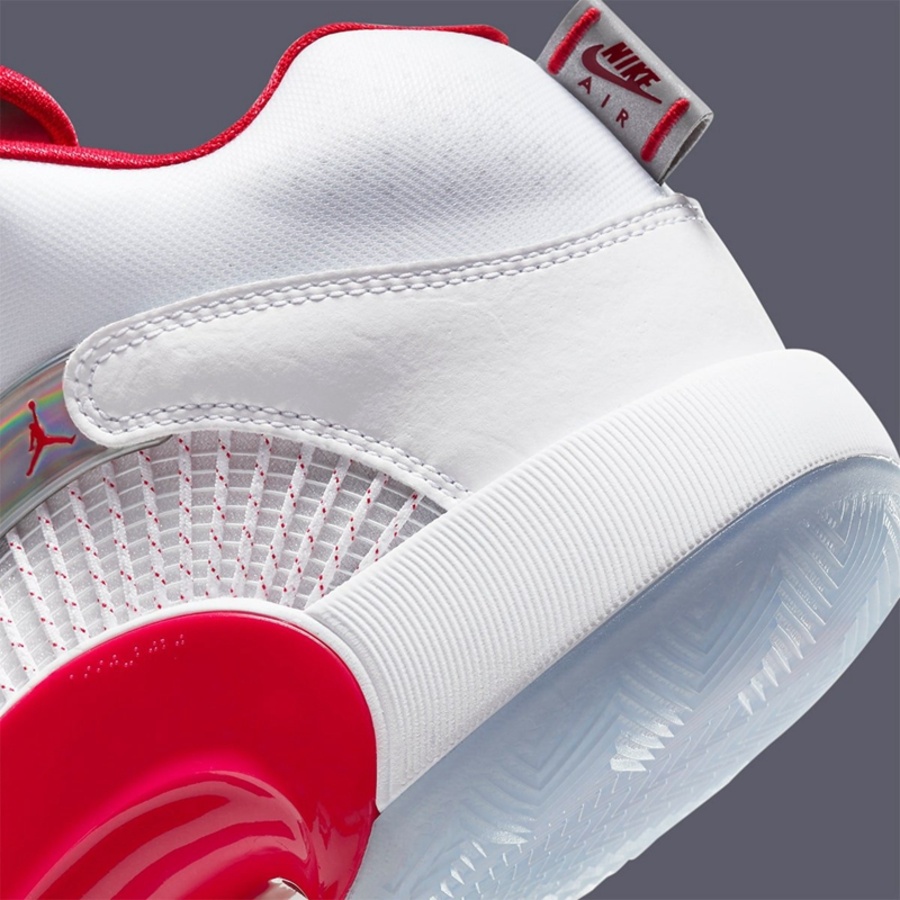 经典红白造型太喜人！全新配色 AJ35 即将登场！ 球鞋资讯 FLIGHTCLUB中文站|SNEAKER球鞋资讯第一站