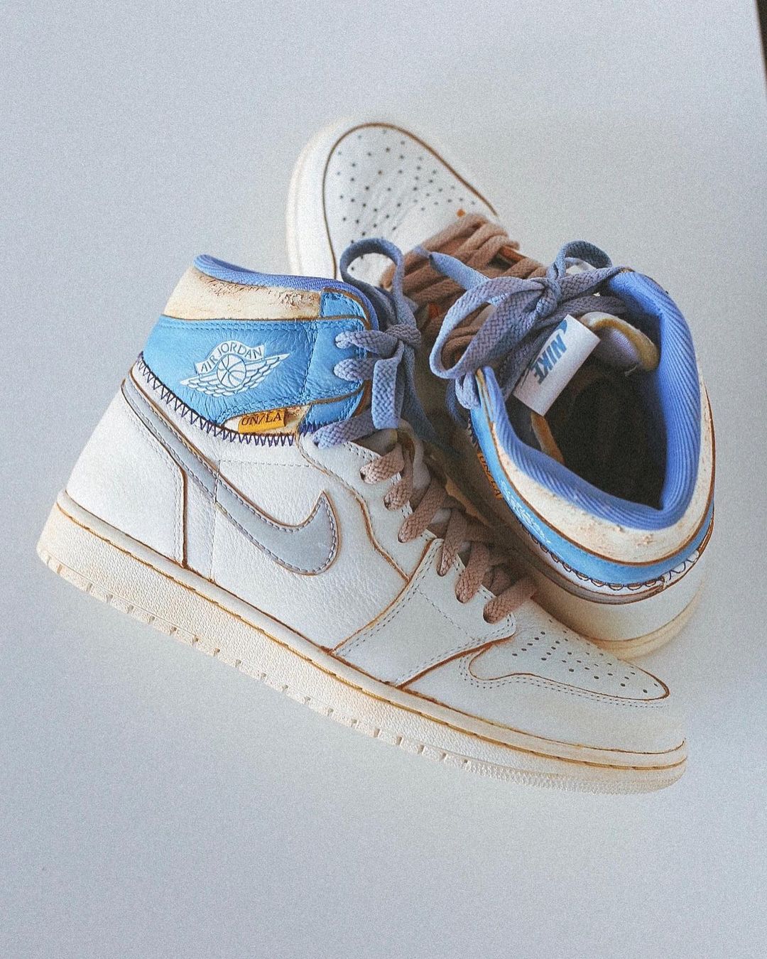 SODA 又营业！性感旗袍配球鞋直接封神！这双亲友限定头一次见！ 球鞋资讯 FLIGHTCLUB中文站|SNEAKER球鞋资讯第一站