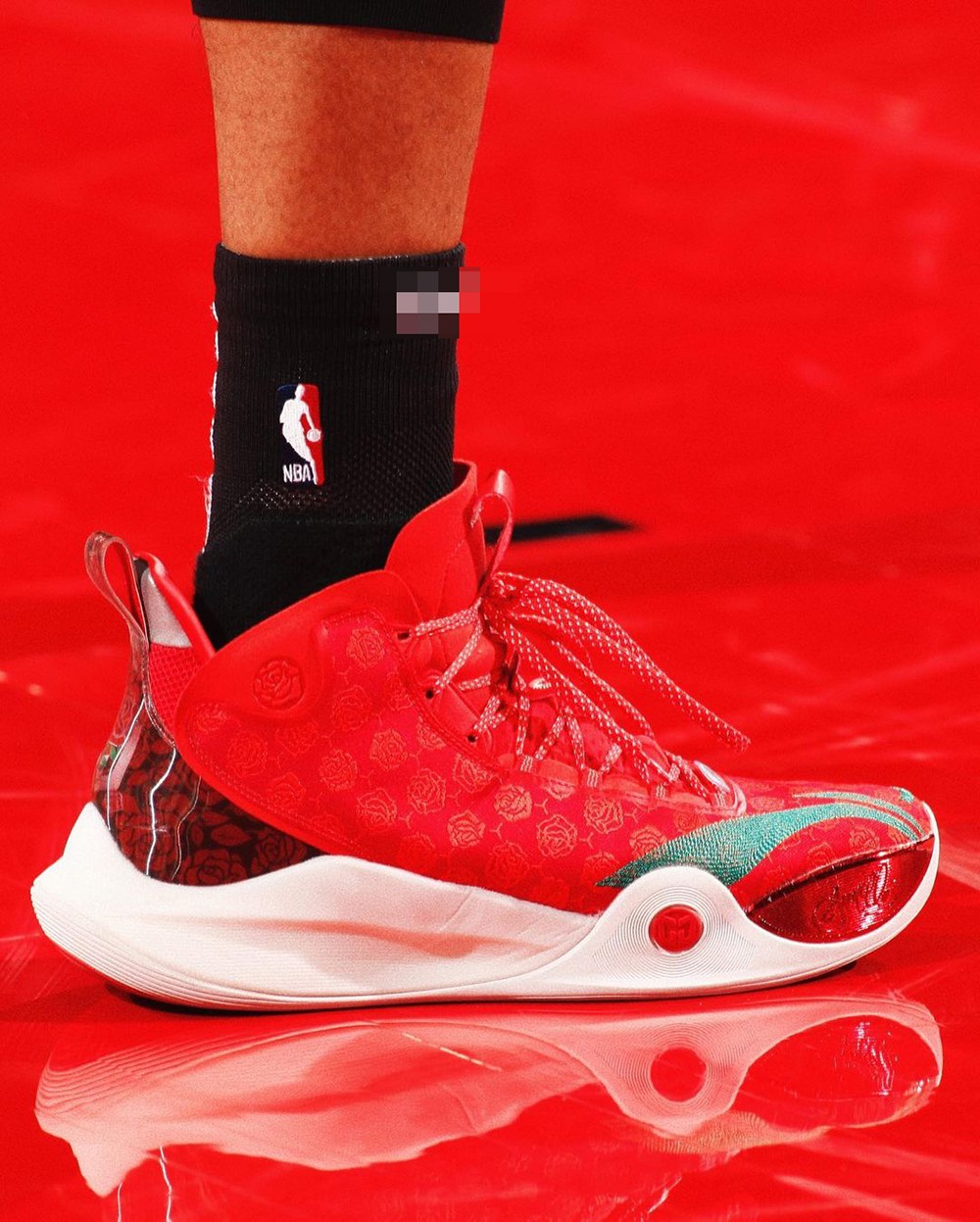 CJ 抢先上脚，签名鞋有新消息！这颜值看完真爱了！ 球鞋资讯 FLIGHTCLUB中文站|SNEAKER球鞋资讯第一站