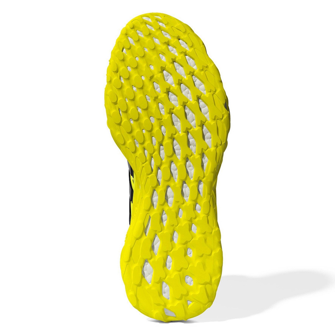 中底新升级！全新 Ultra Boost Web 官图曝光！但颜值... 球鞋资讯 FLIGHTCLUB中文站|SNEAKER球鞋资讯第一站