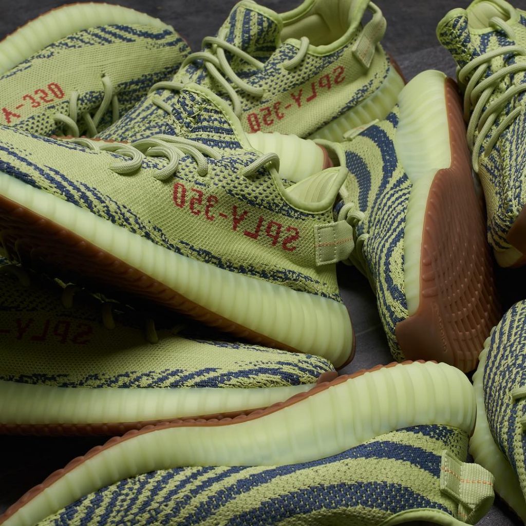 阿迪真把 Yeezy 价格打下来了！满天星跌了一万多！销量全线暴涨！ 球鞋资讯 FLIGHTCLUB中文站|SNEAKER球鞋资讯第一站