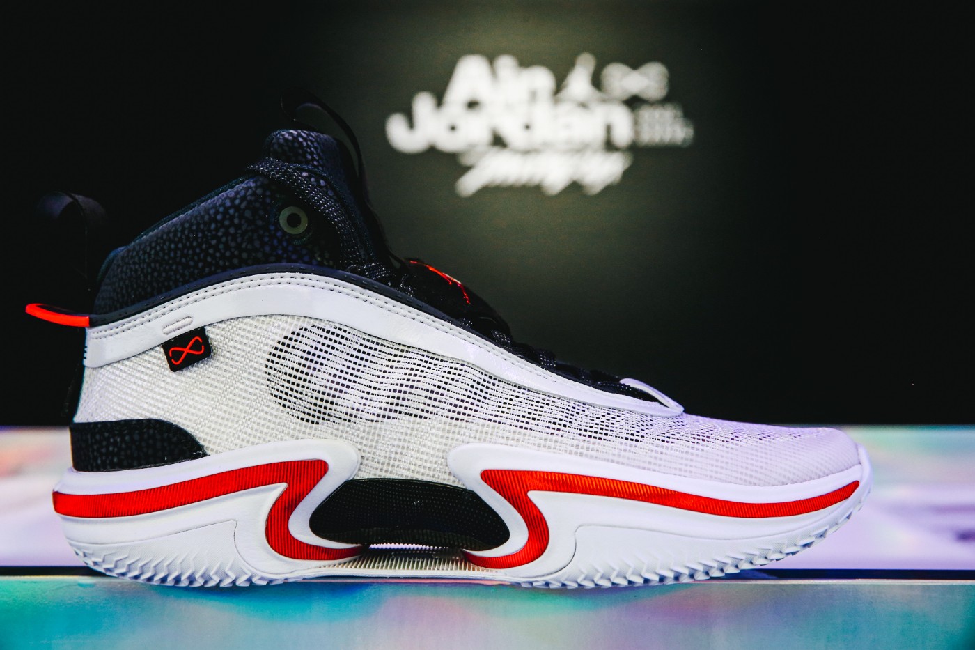 AJ36 口碑反转！只加一个新科技，又甩开所有实战鞋一大截… 球鞋资讯 FLIGHTCLUB中文站|SNEAKER球鞋资讯第一站