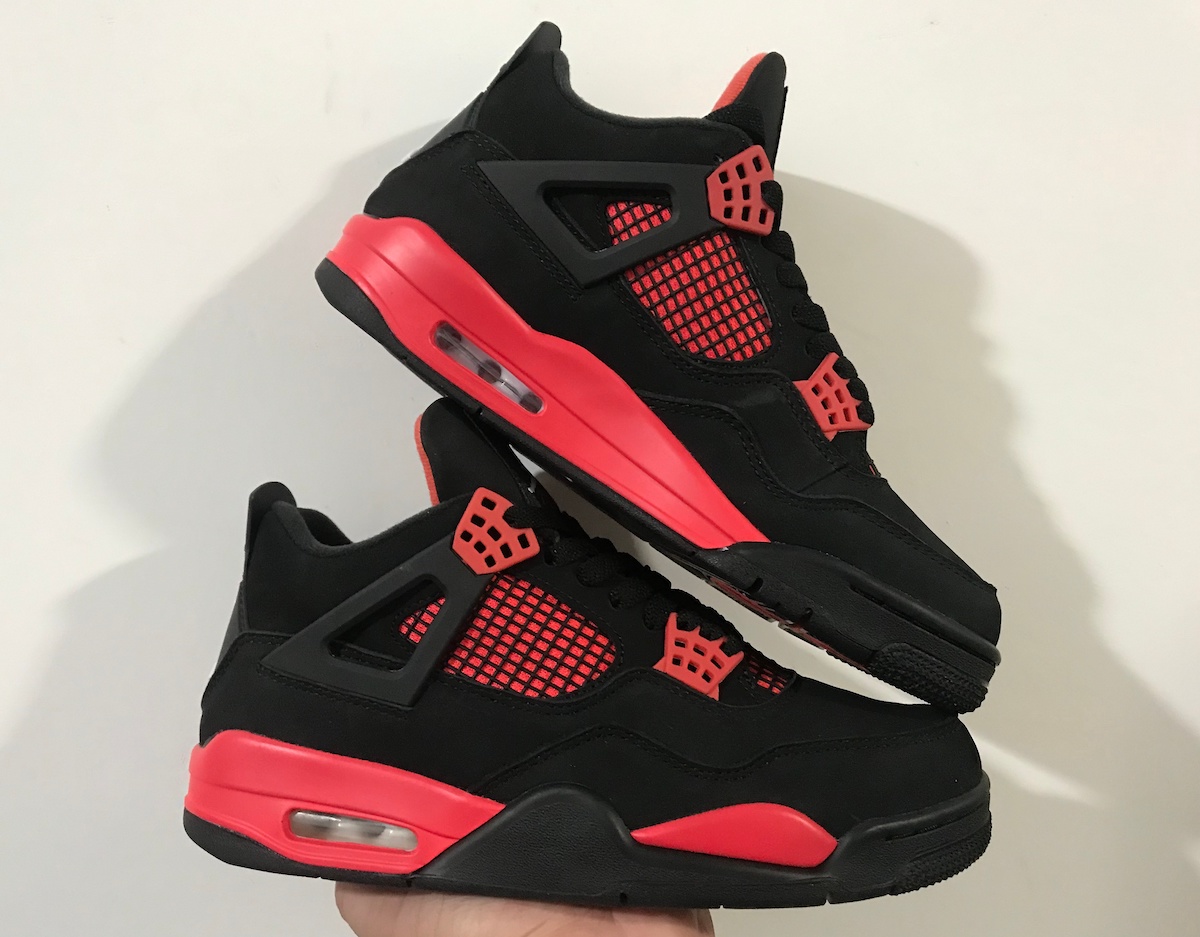 经典黑红配色！全新 AJ4 实物及发售信息曝光！ 球鞋资讯 FLIGHTCLUB中文站|SNEAKER球鞋资讯第一站